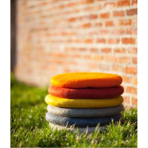 Coussin Chakati en feutre - gris minéral Muskhane pour chambre enfant ...