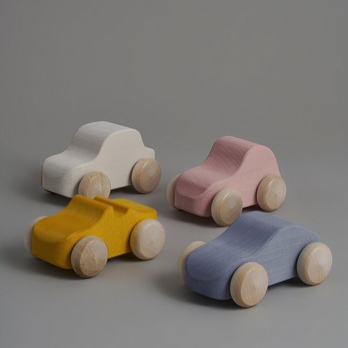 Voiture en bois - Rose clair Raduga Grez pour chambre enfant - Les ...